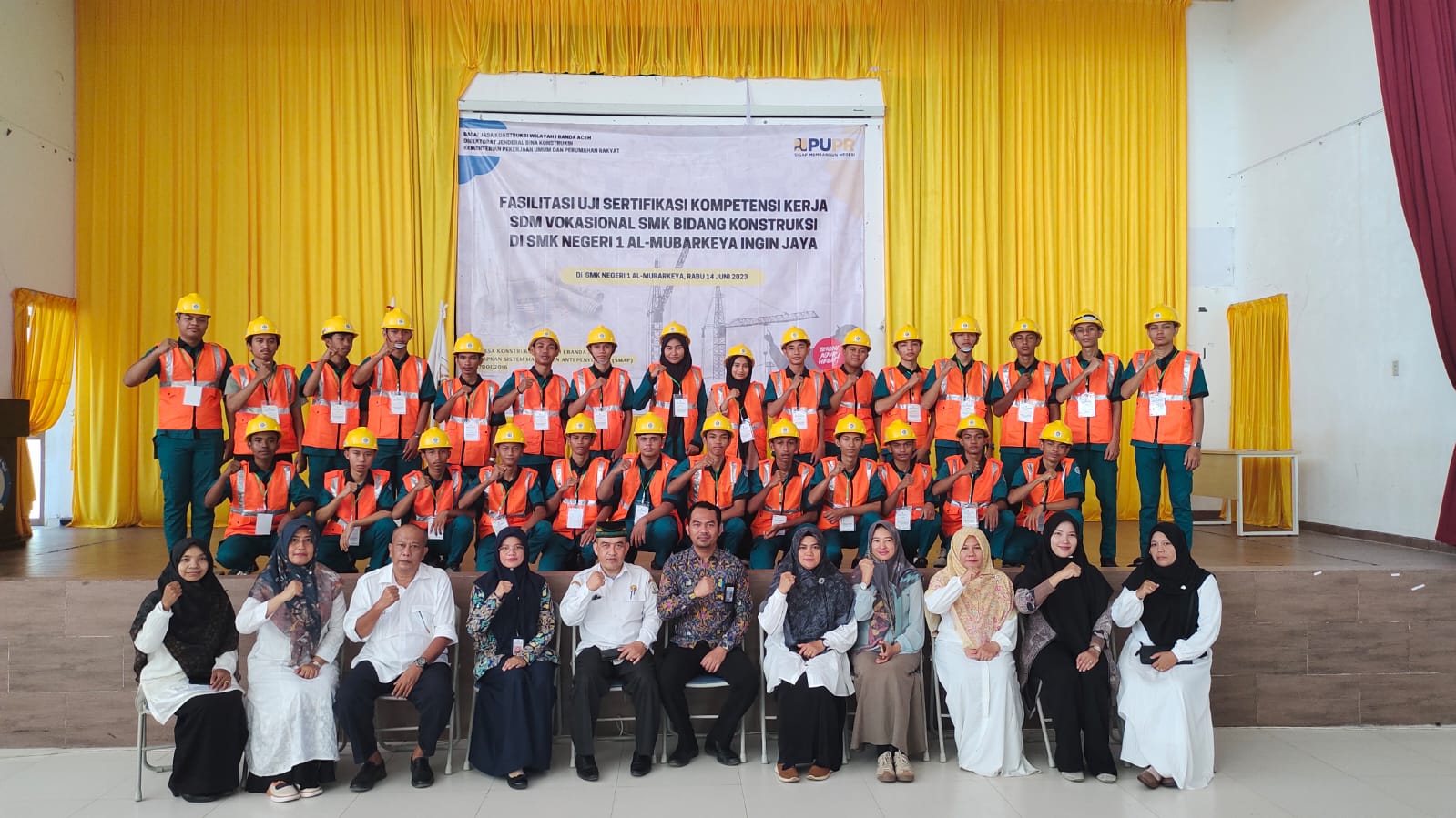 Puluhan Alumni SMKN 1 Al Mubarkeya Ikuti Uji Sertifikasi Kompetensi ...