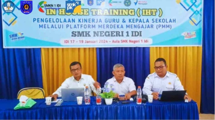 SMKN 1 Idi Sosialosasikan Praktek Langsung Pengisiian E-Kinerja Guru Melalui PMM - Daerah - THE ...